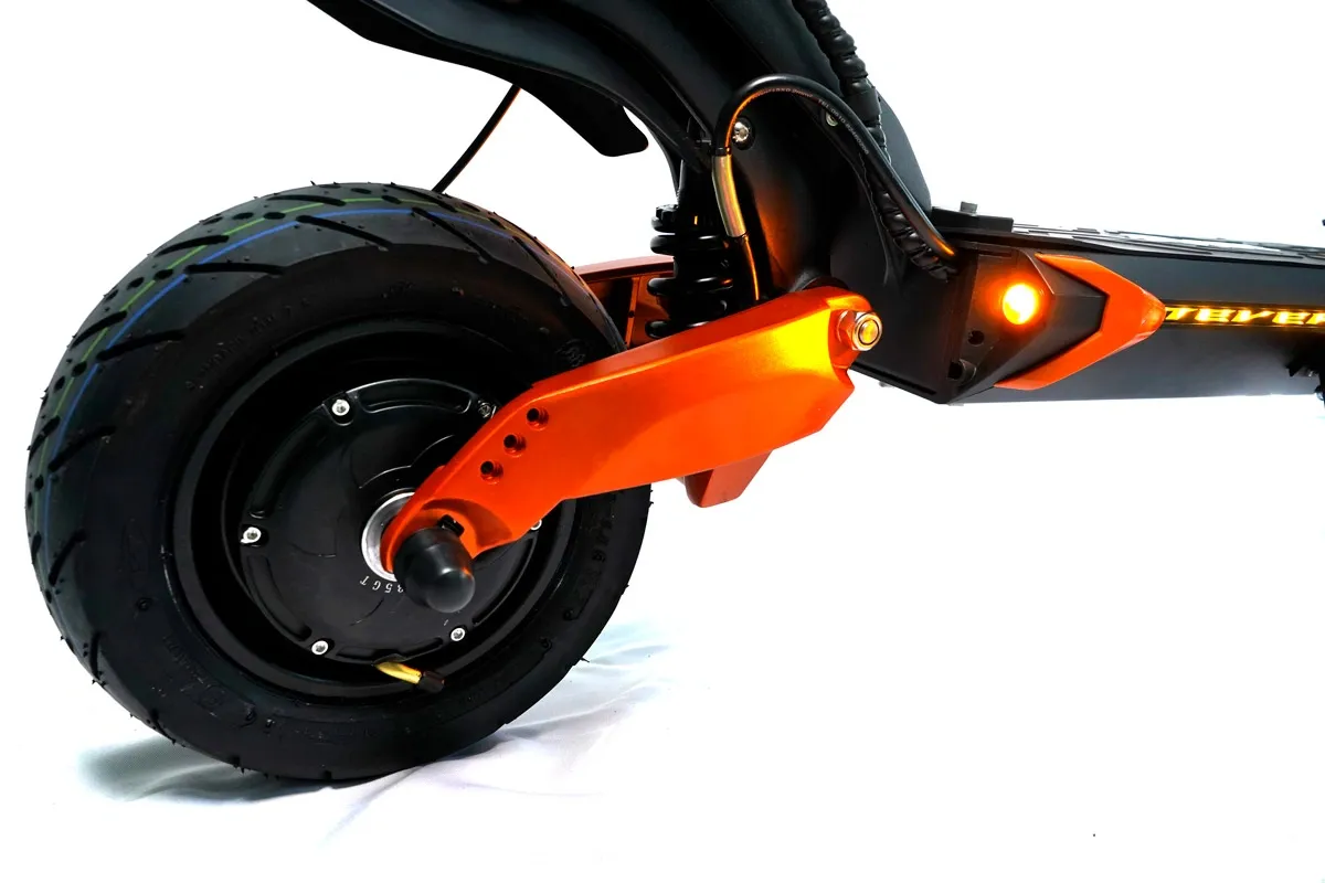 BLADE GT +2 – VOLTS ON