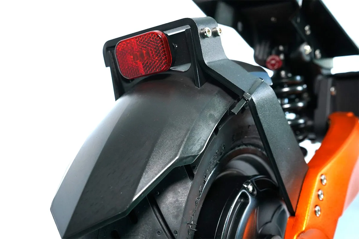 BLADE GT +2 – VOLTS ON